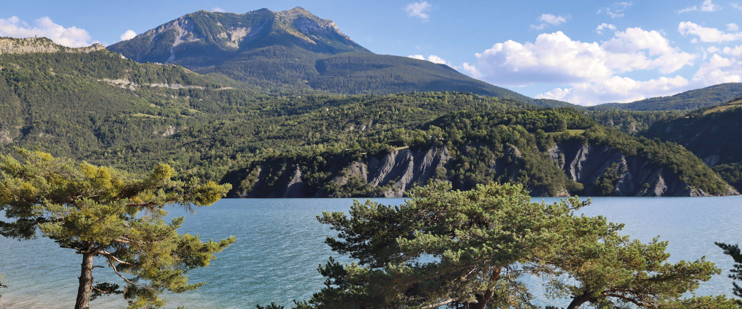 Guides de randonnées pédestres, vélo, cheval & Beaux livres Chamina ...